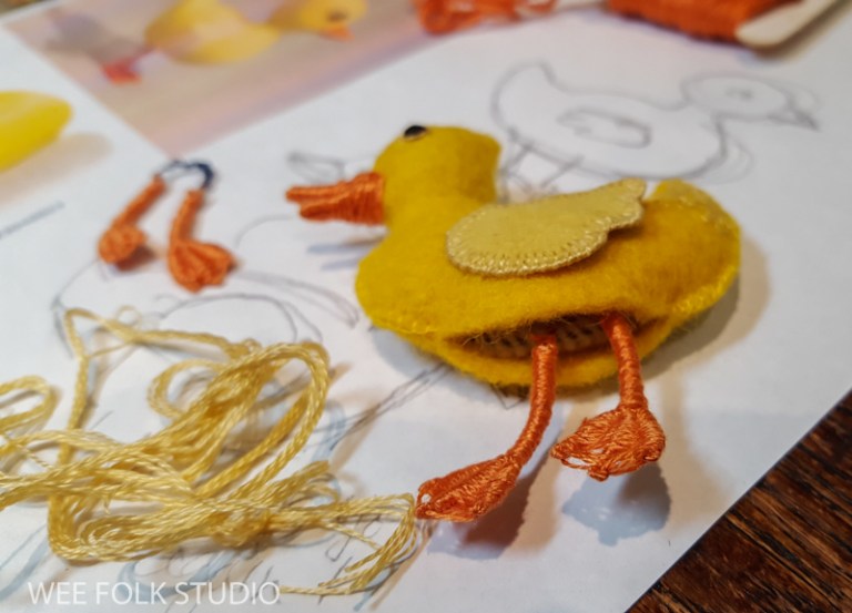 bed book peek : duck | SALLEY MAVOR